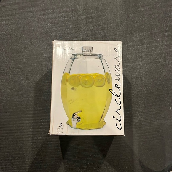 circlewear cranston | Kitchen | Circleware Cranston 3 Gallon Beverage ...